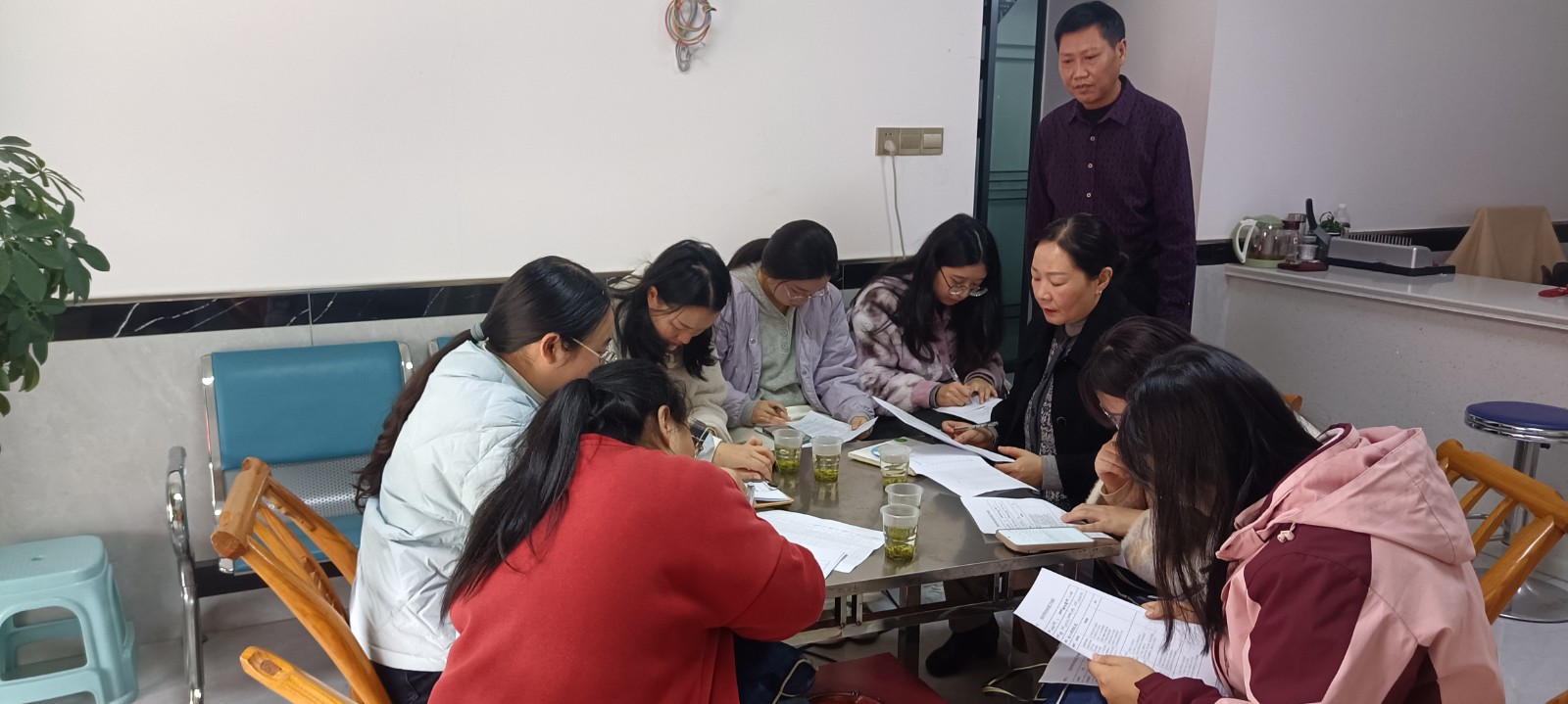 县公共检验检测中心开展“高关怀”学生关爱活动